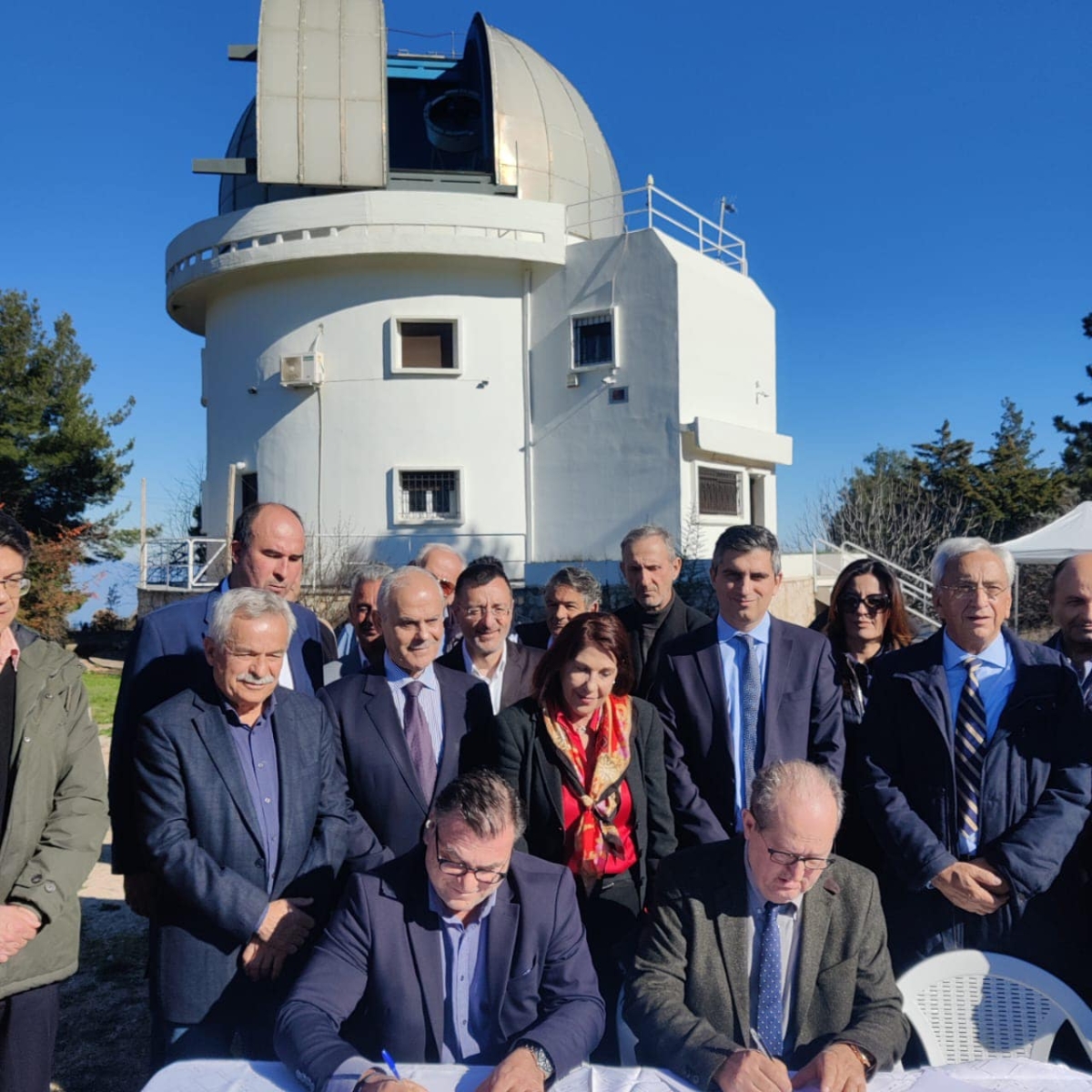 Τελετή υπογραφής της Σύμβασης της Περιφέρειας Πελοποννήσου με τον ...